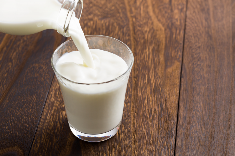 Cinco super benefícios de beber leite e ter uma vida maior e mais ...
